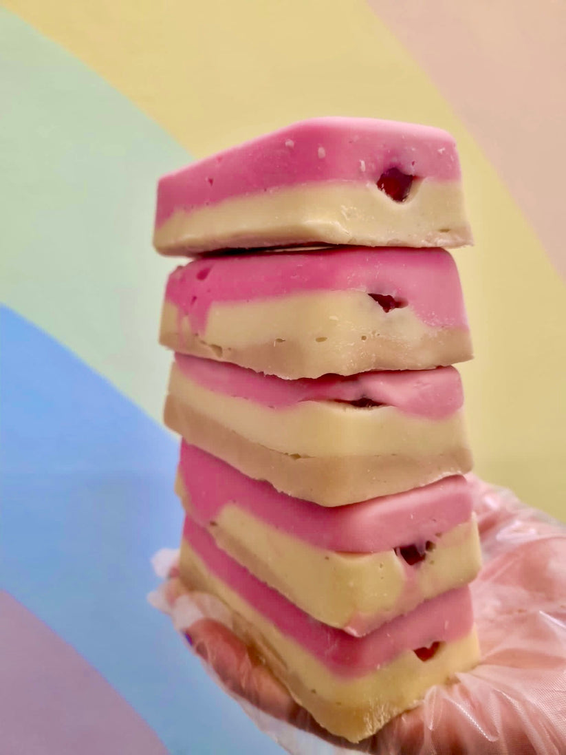 Cherry Bakewell – The Finest Fudge Co.